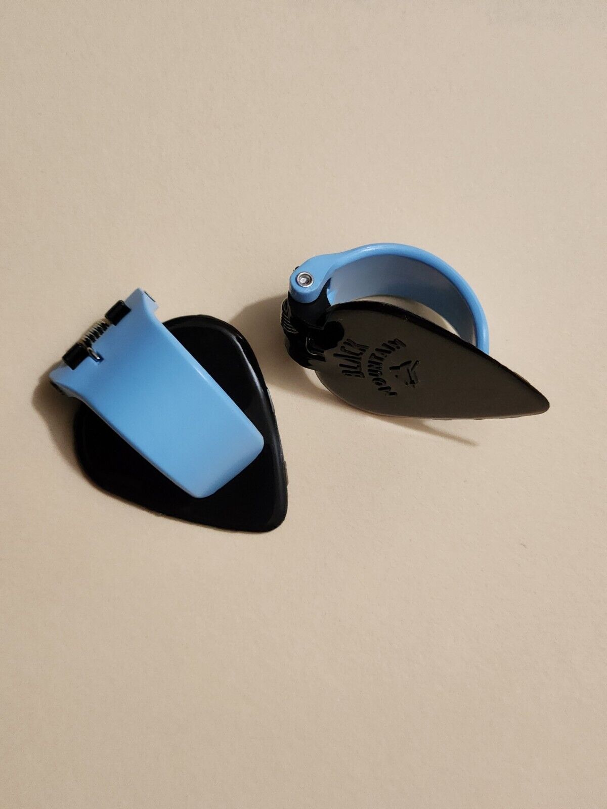 Black Mountain Spring Loaded Thumb Pick, Light Gauge Pack of 2